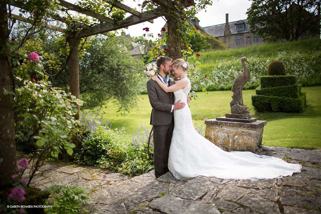 5 Reasons to Love…the Intimate Wedding - The Wedding Industry Awards Blog